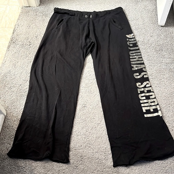 Victoria's Secret | Pants & Jumpsuits | 4 For 2 Victorias Secret Sweat ...